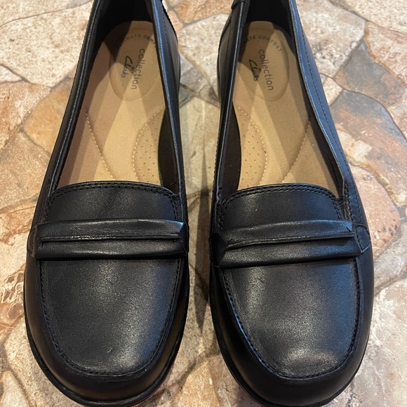 Clarks | Shoes | Clarks Womens Ashland Lily Closed Toe Loafers Navy ...
